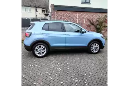 Mary Carey left a new review of her new VW T Cross on a personal lease ...