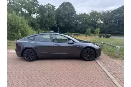 Luke Flunder left a new review of his Tesla Model 3 on a Business ...